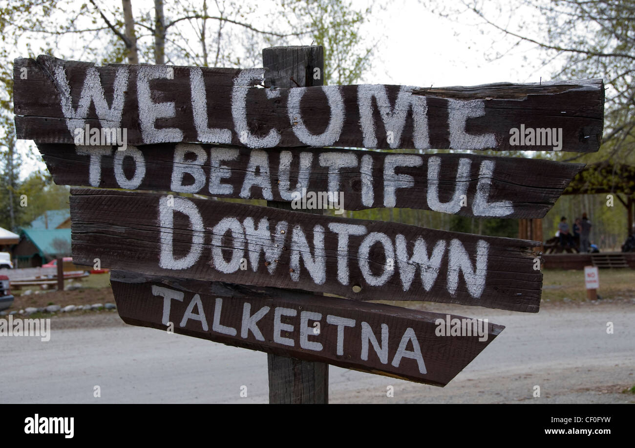 Welcome to beautiful downtown Talkeetna Alaska USA Stock Photo - Alamy
