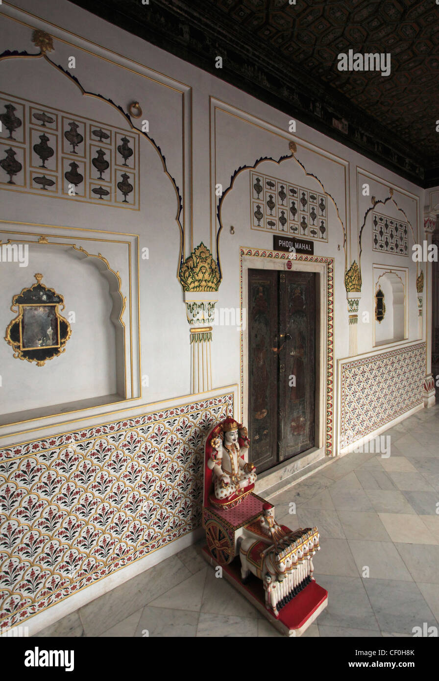 India, Rajasthan, Bikaner, Junagarh Fort, interior, Phool Mahal Stock ...