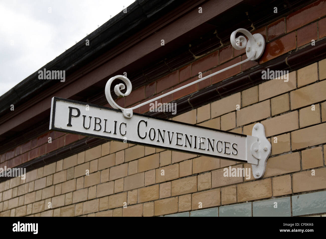 A victorian toilet hi-res stock photography and images - Alamy