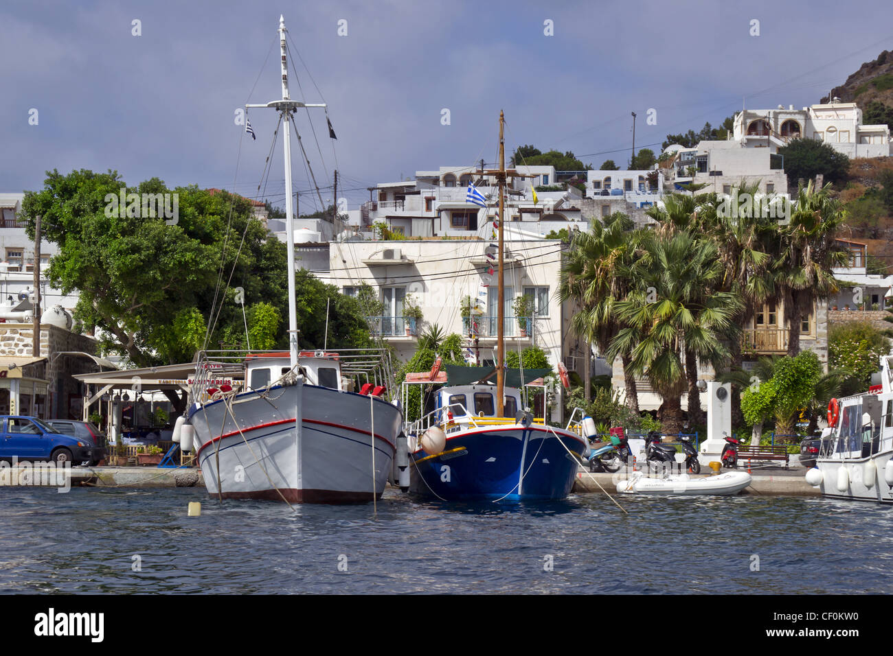 Aegean boats hi-res stock photography and images - Alamy