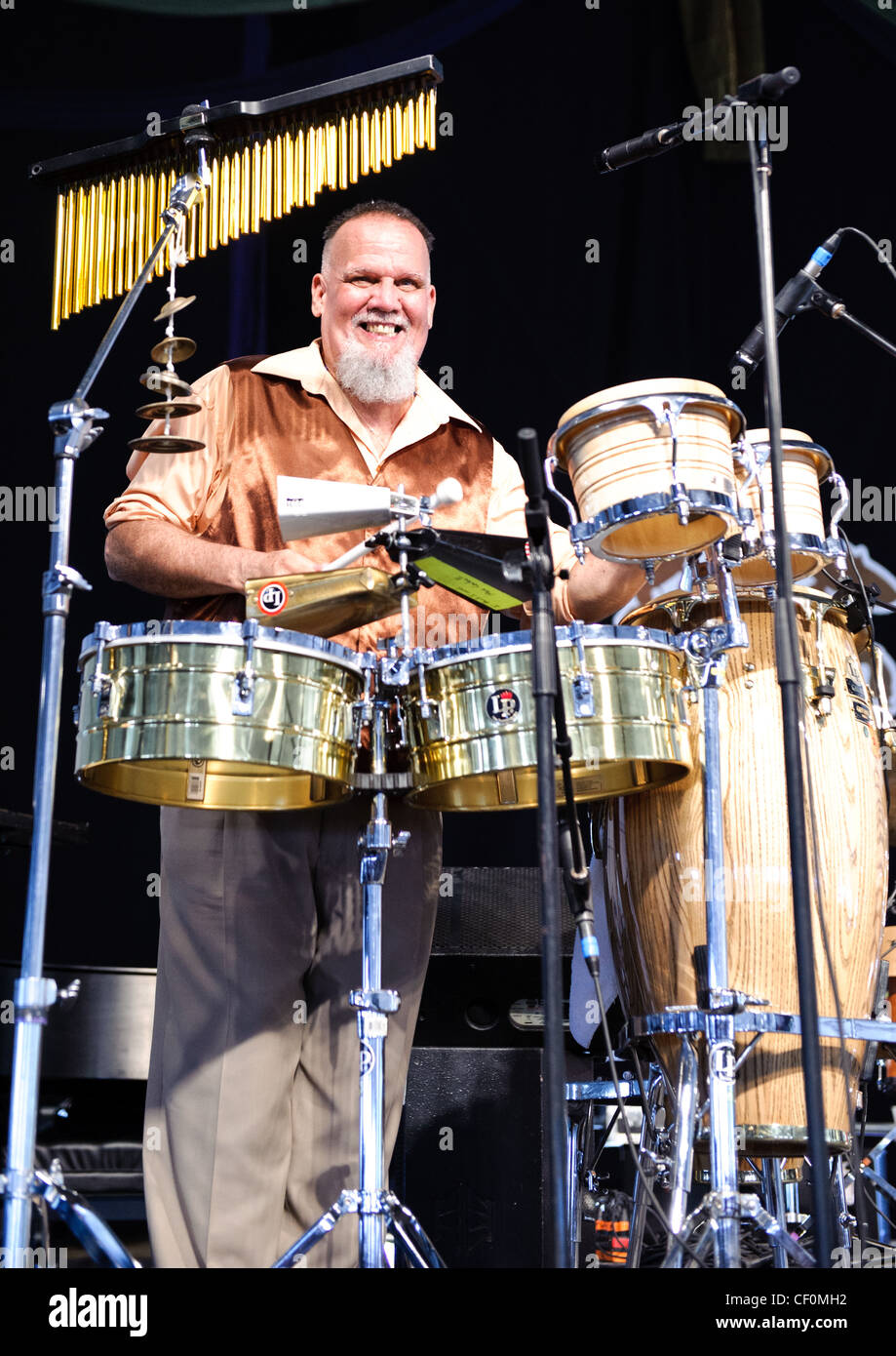 Ahmad Jamal with James Cammack on bass, Manolo Badrena on percussion ...