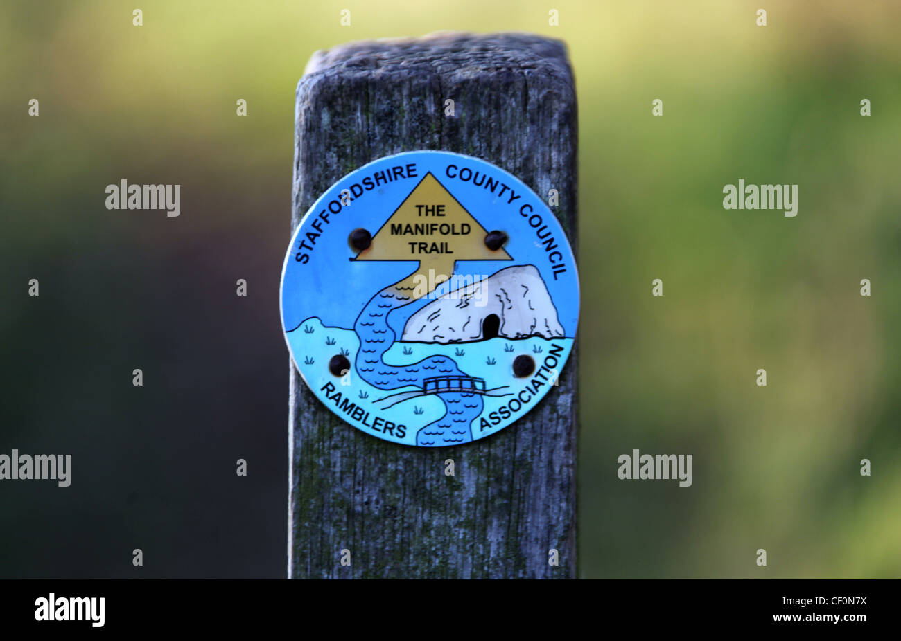 Manifold Trail Sign Stock Photo - Alamy