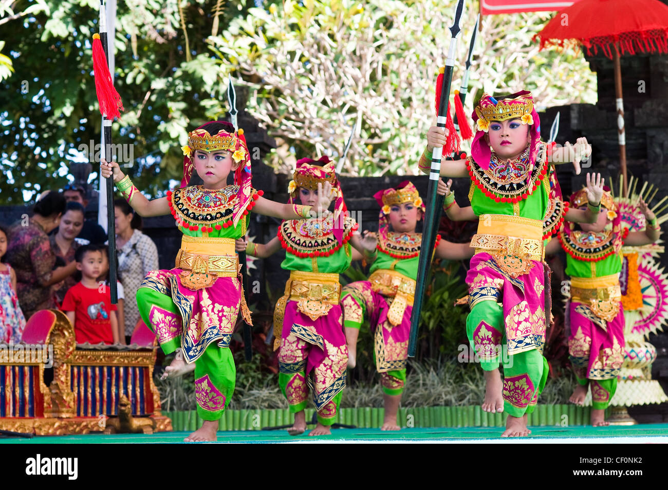 Full Moon ceremonial dance, Puputan Square denpasar, bali Stock Photo ...