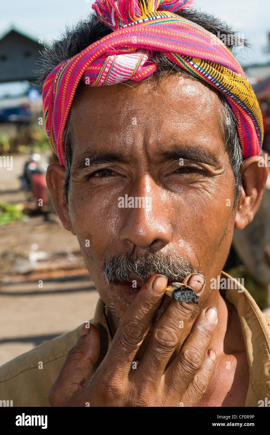 Tribal people smoking tobacco hi-res stock photography and images - Alamy