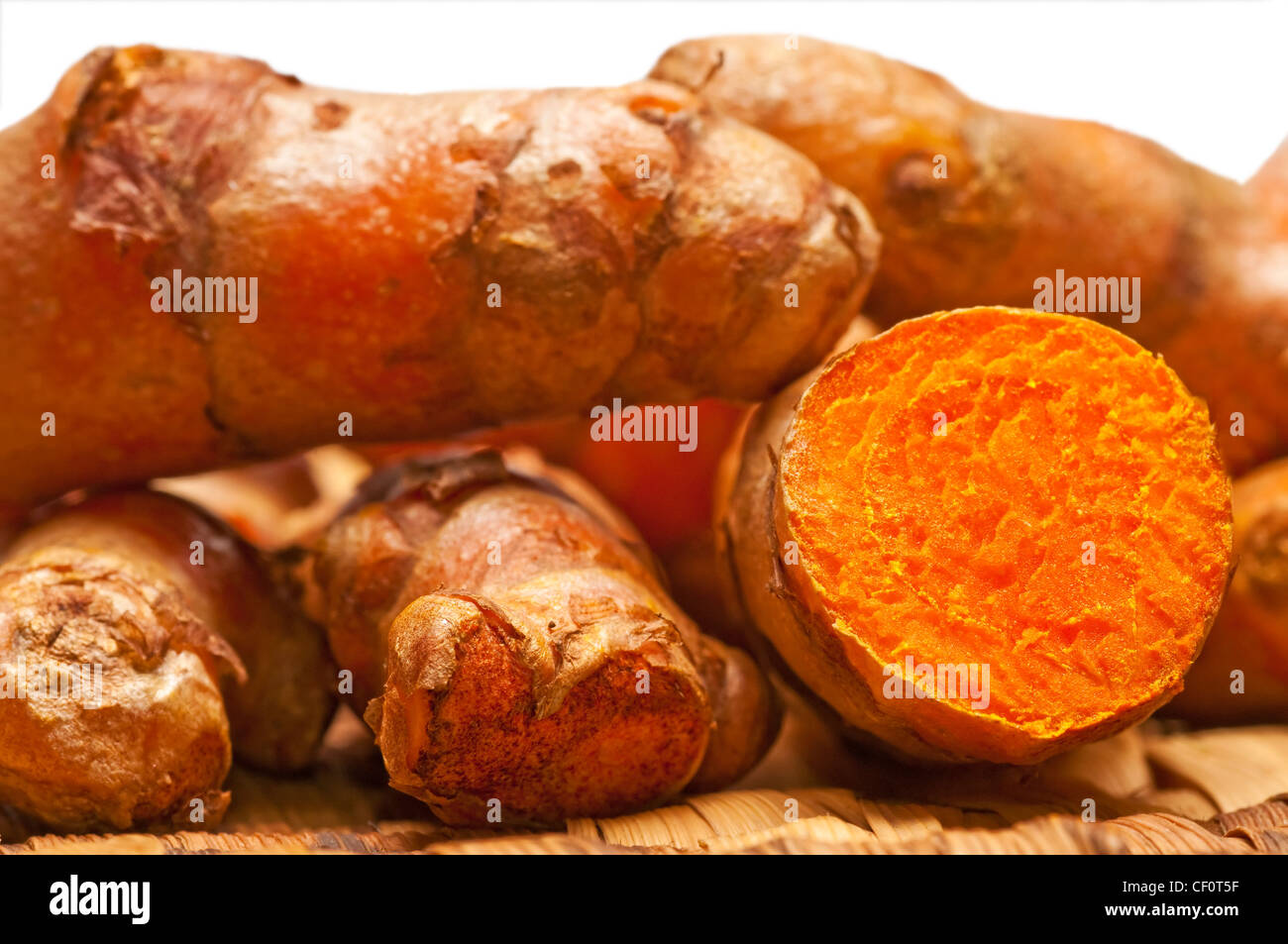 Whole turmeric root hi-res stock photography and images - Alamy