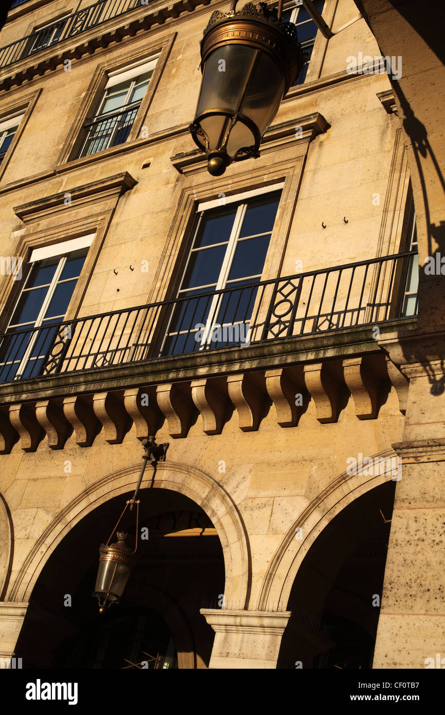Place des pyramides - rue des pyramides - Paris - France Stock Photo ...