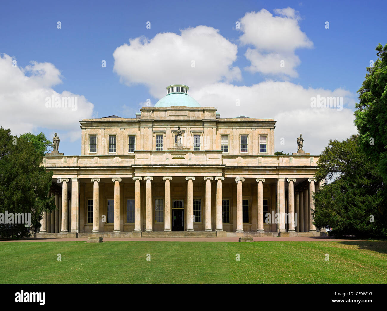 Pittville Pump Room, Cheltenham Stock Photo - Alamy