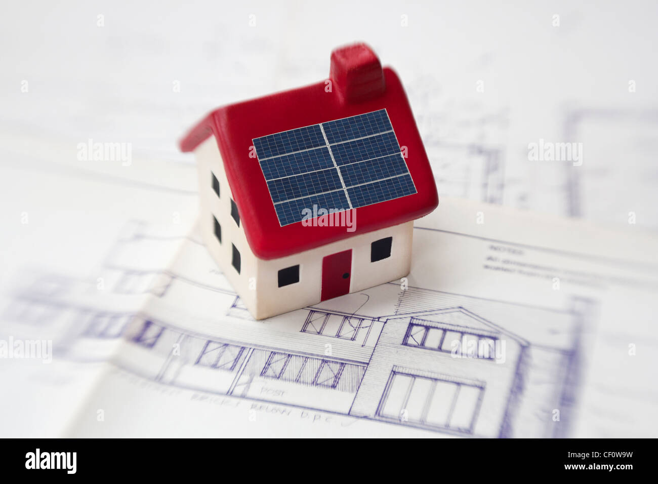 Solar House Model Project