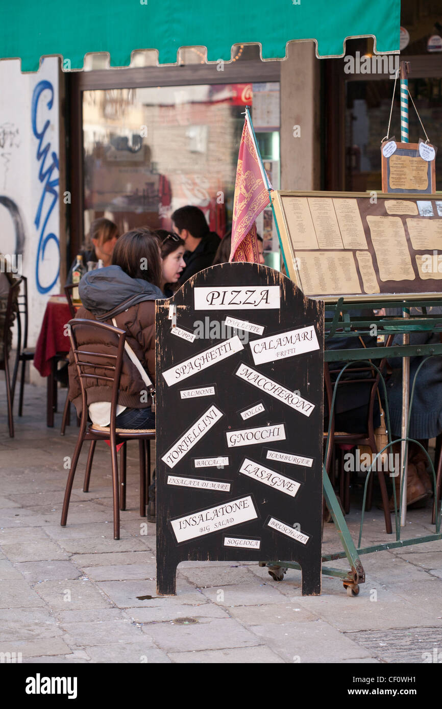 Menu restaurant paper hi-res stock photography and images - Alamy