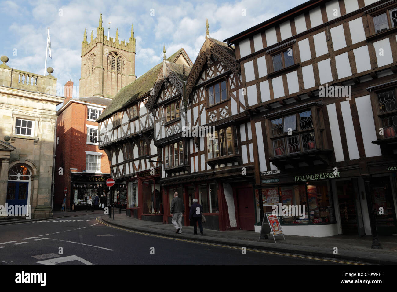 Black and White building in Broad Street,Ludlow Stock Photo - Alamy
