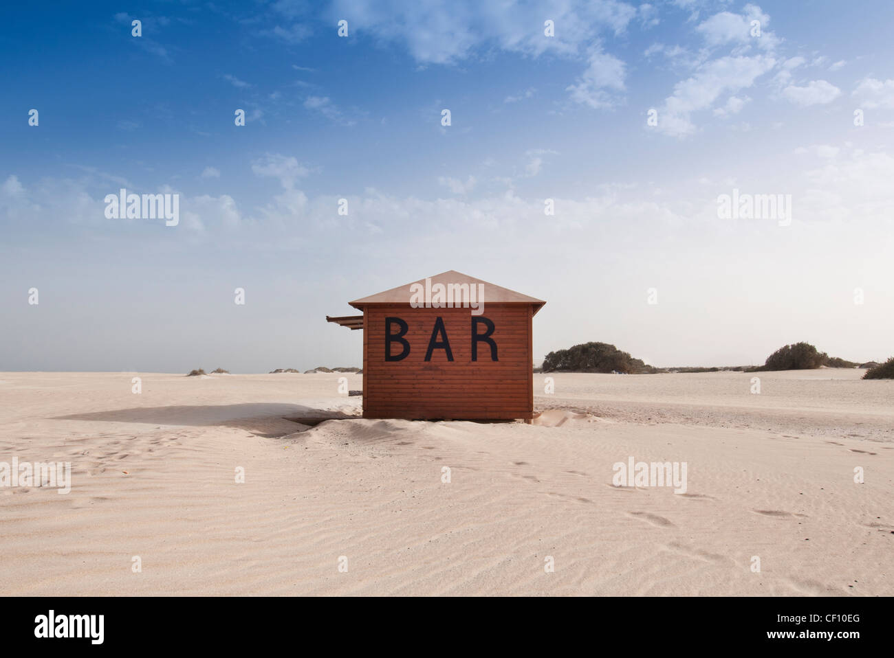 bar on a beach Stock Photo - Alamy