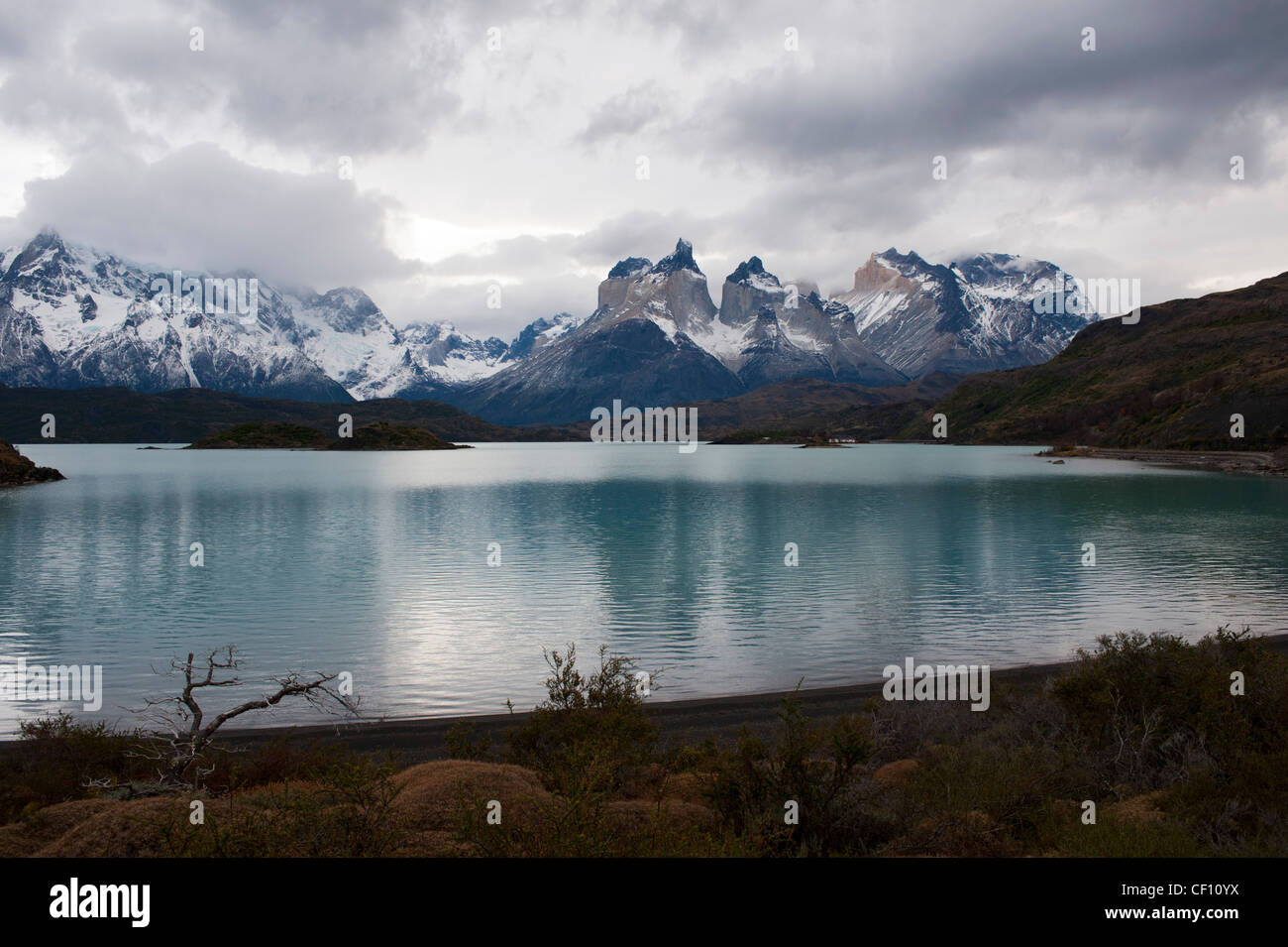Torres del paine lago pehoe hi-res stock photography and images - Alamy