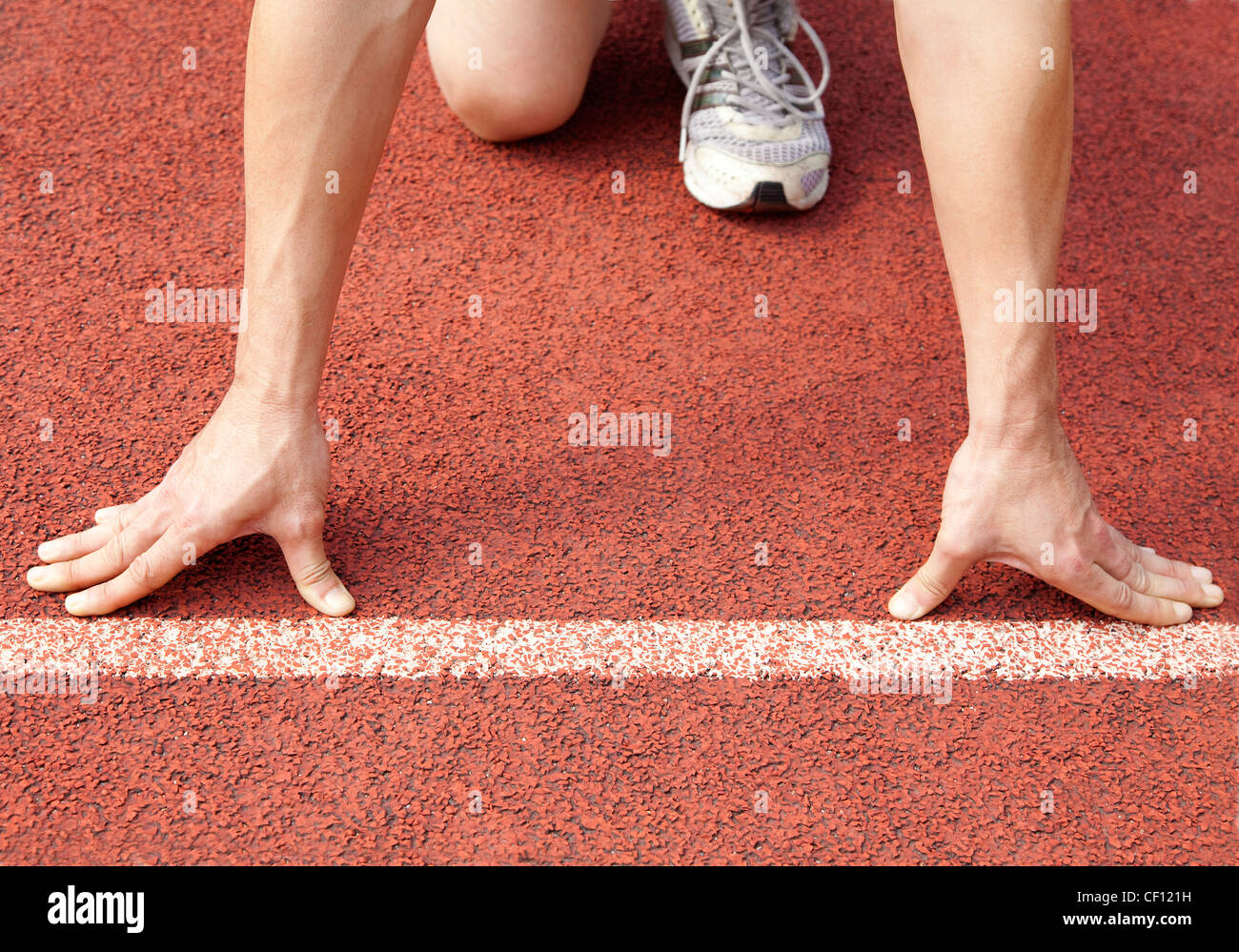 Running race start line hi-res stock photography and images - Alamy