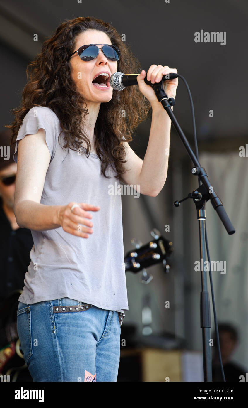 Edie Brickell 1988