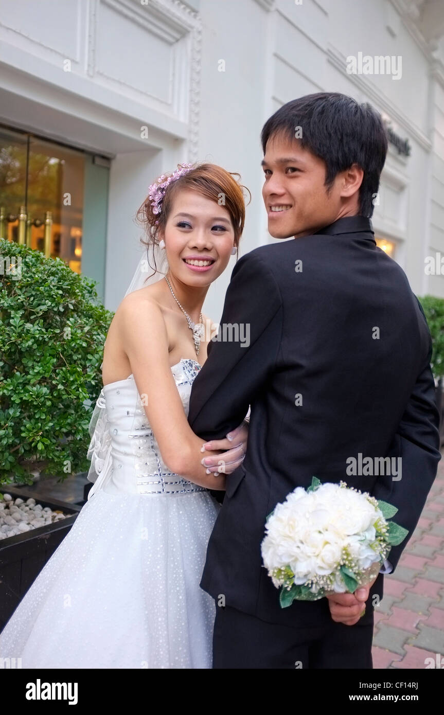 Vietnamese wedding hanoi vietnam hi-res stock photography and images ...