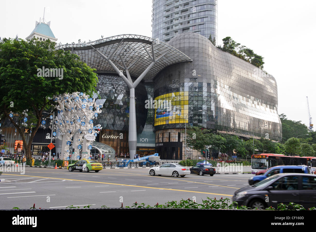 Famous Retailer Singapore High Resolution Stock Photography and Images ...