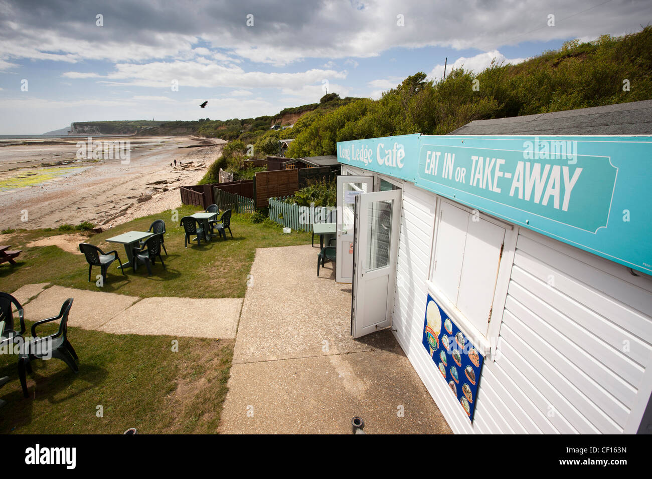 UK, England, Isle of Wight, Bembridge, Foreland, Long ledge Café ...