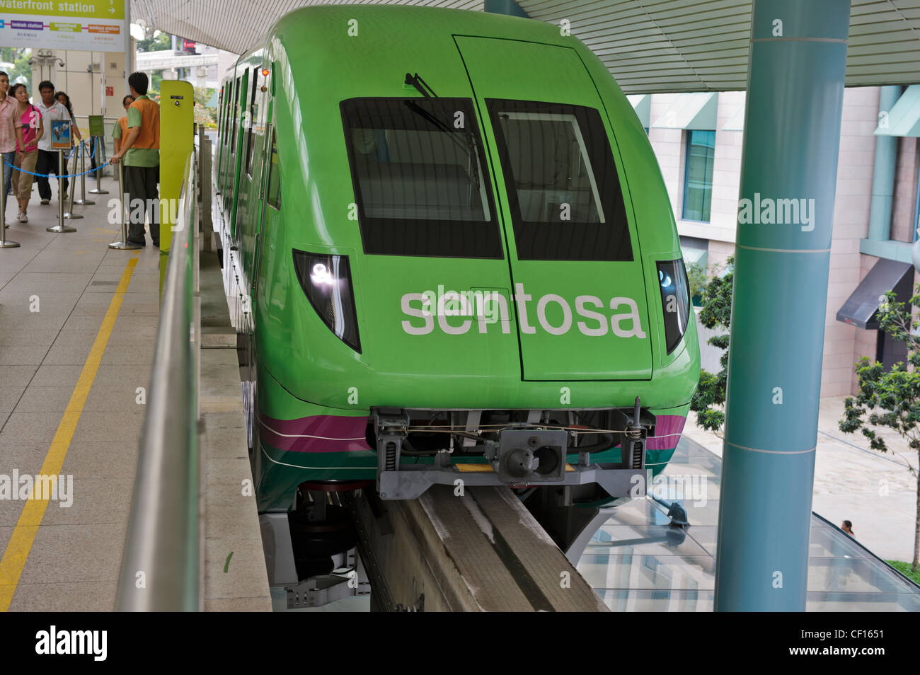 Monorail station singapore transportation hi-res stock photography and ...