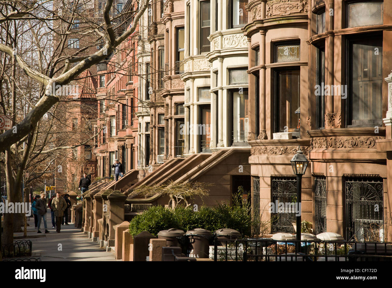 Sidewalk slope hi-res stock photography and images - Alamy