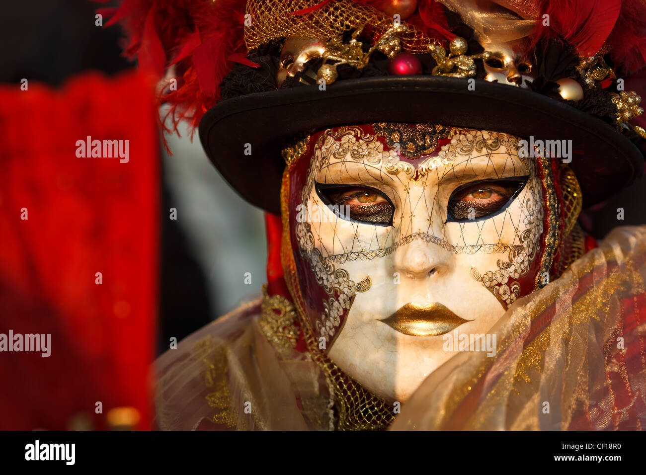 Hand held fan hi-res stock photography and images - Alamy