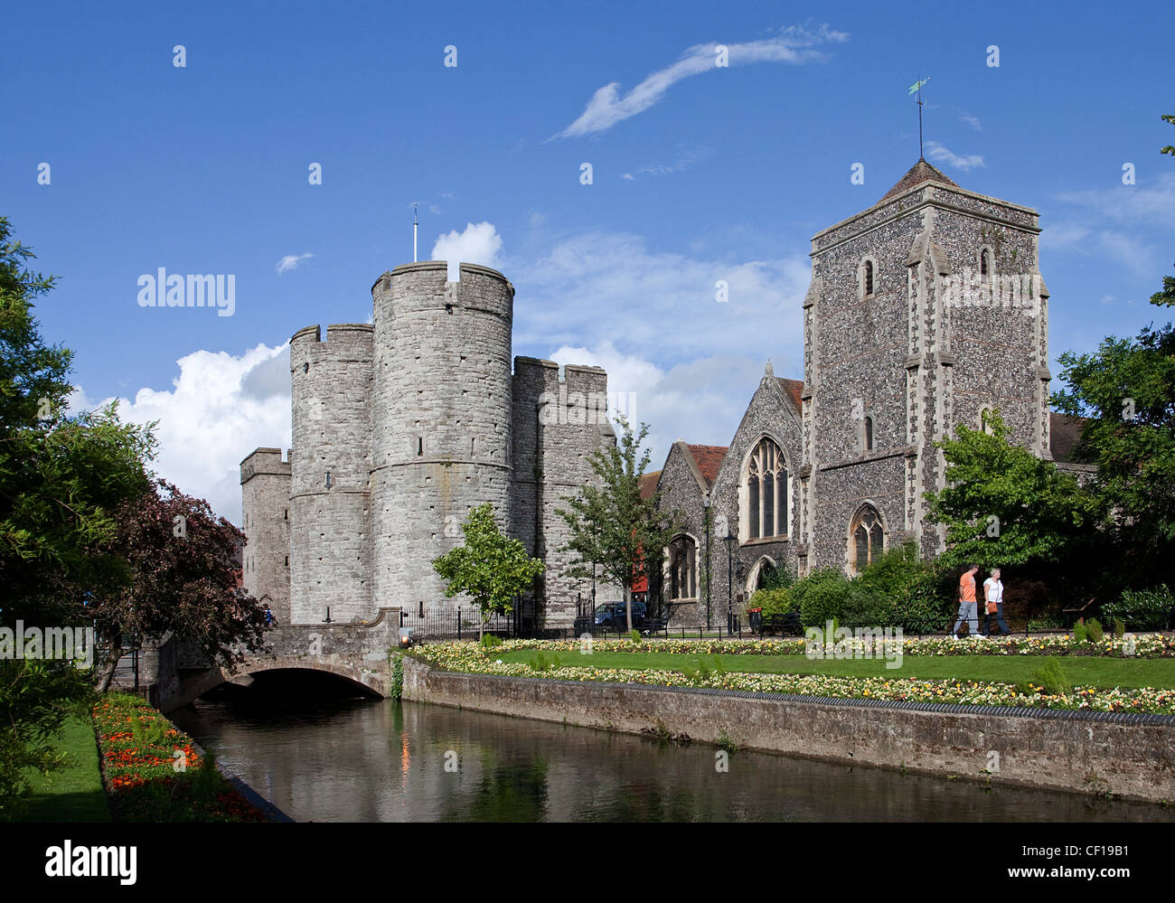 Uk river walk hi-res stock photography and images - Alamy