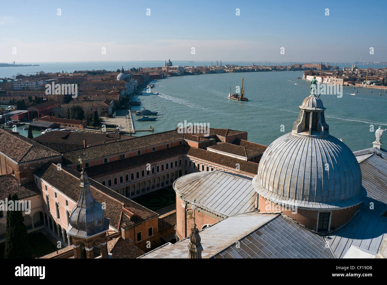 Giudecca island hi-res stock photography and images - Alamy