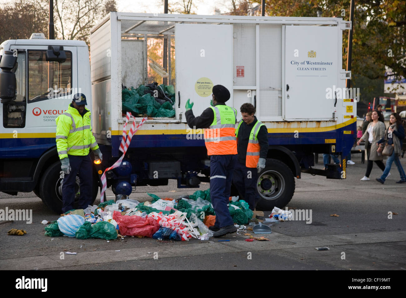 Dustbin Lorry Uk High Resolution Stock Photography and Images - Alamy