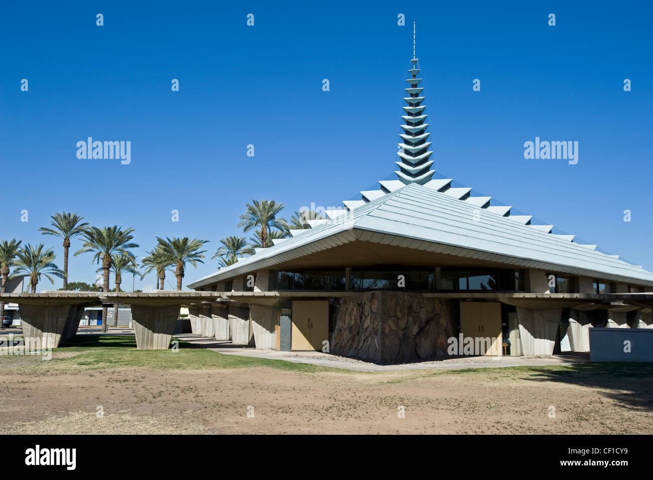 The First Christian Church, designed by Frank Lloyd Wright, in Phoenix ...