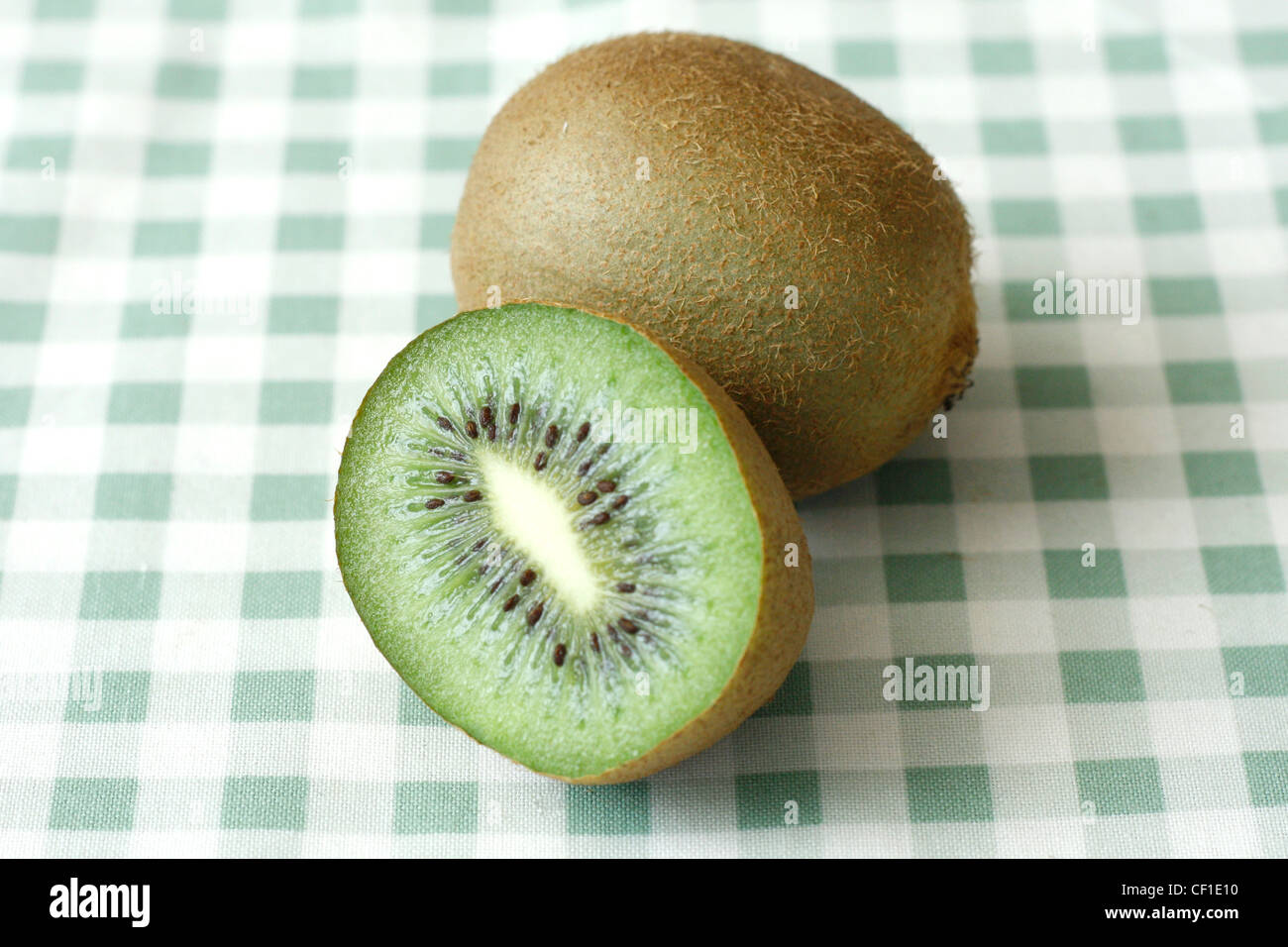 Kiwi crop hi-res stock photography and images - Alamy