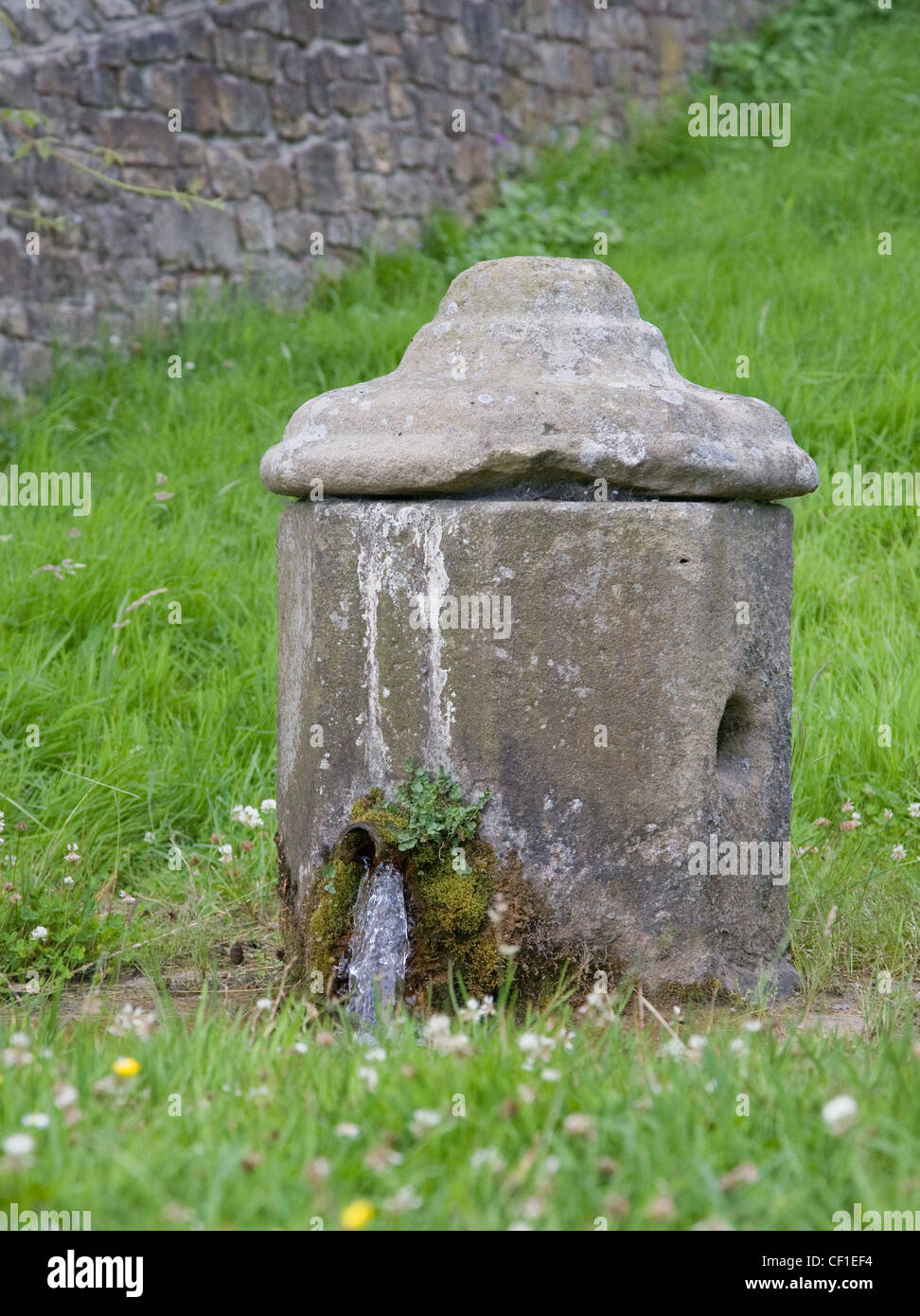 Holy Well Spring Water Uk Stock Photos & Holy Well Spring Water Uk ...