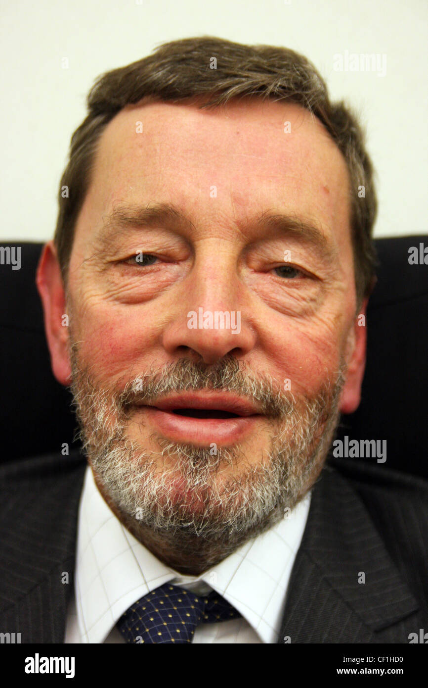 Labour mp for sheffield brightside hi-res stock photography and images ...