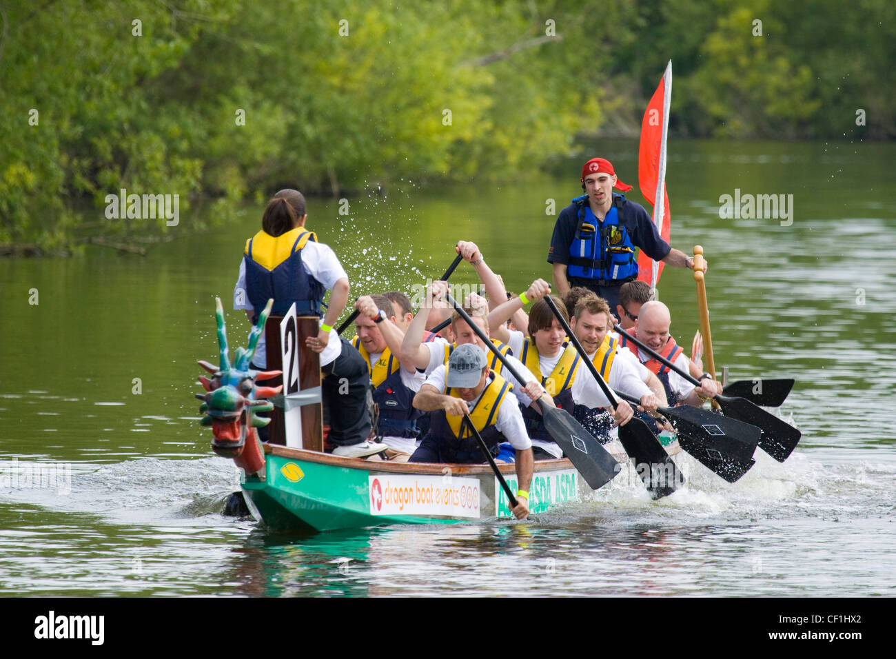 Dragon boat racing hi-res stock photography and images - Alamy