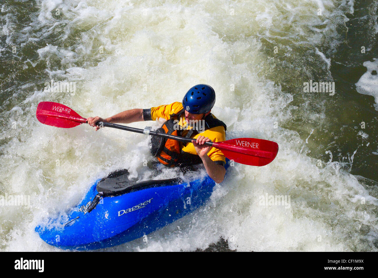 White water activities hi-res stock photography and images - Alamy