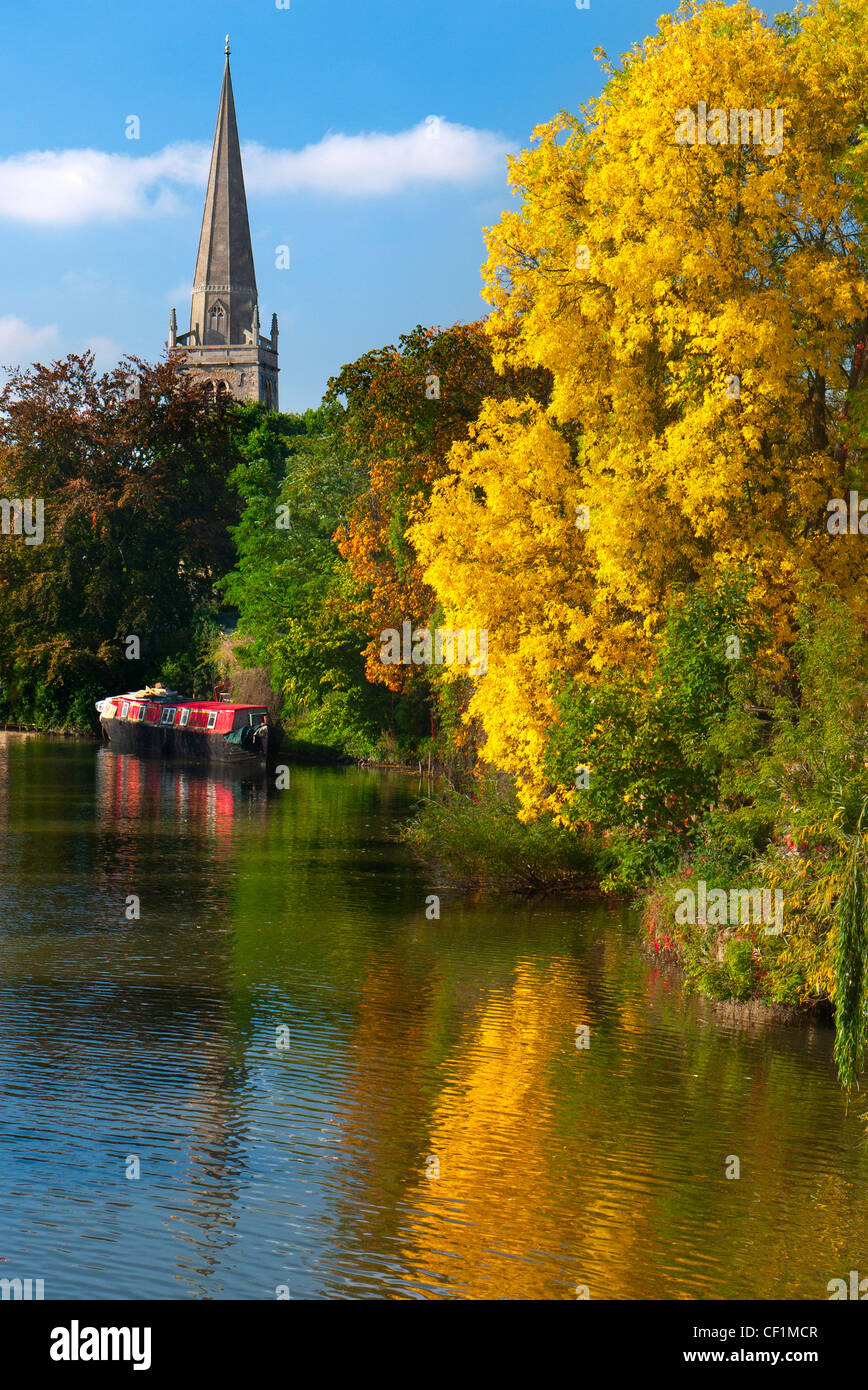 Thames colour hi-res stock photography and images - Alamy