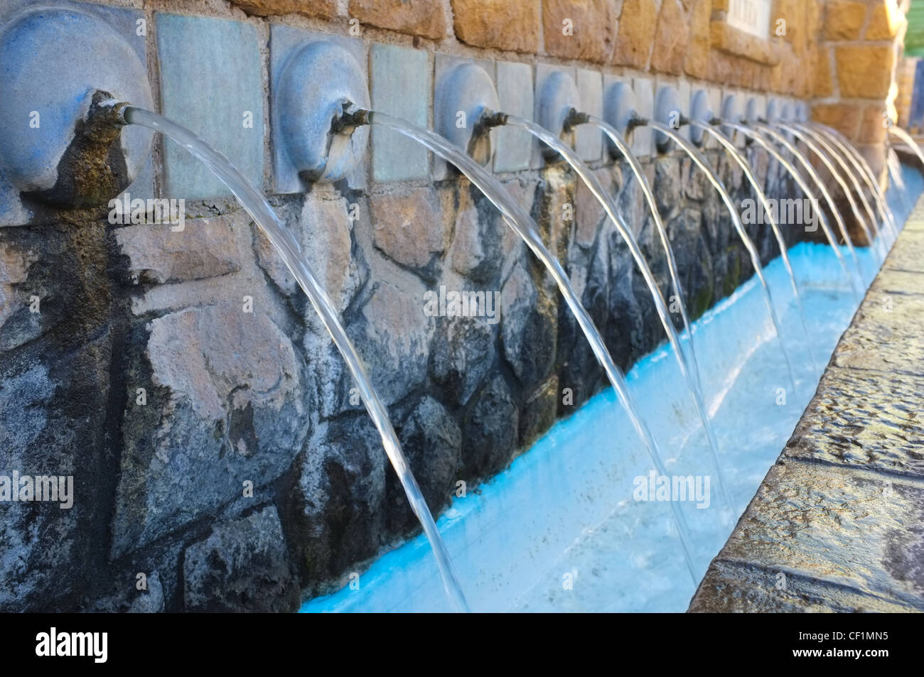 A landmark fountain with over 200 pipes altogether Stock Photo - Alamy