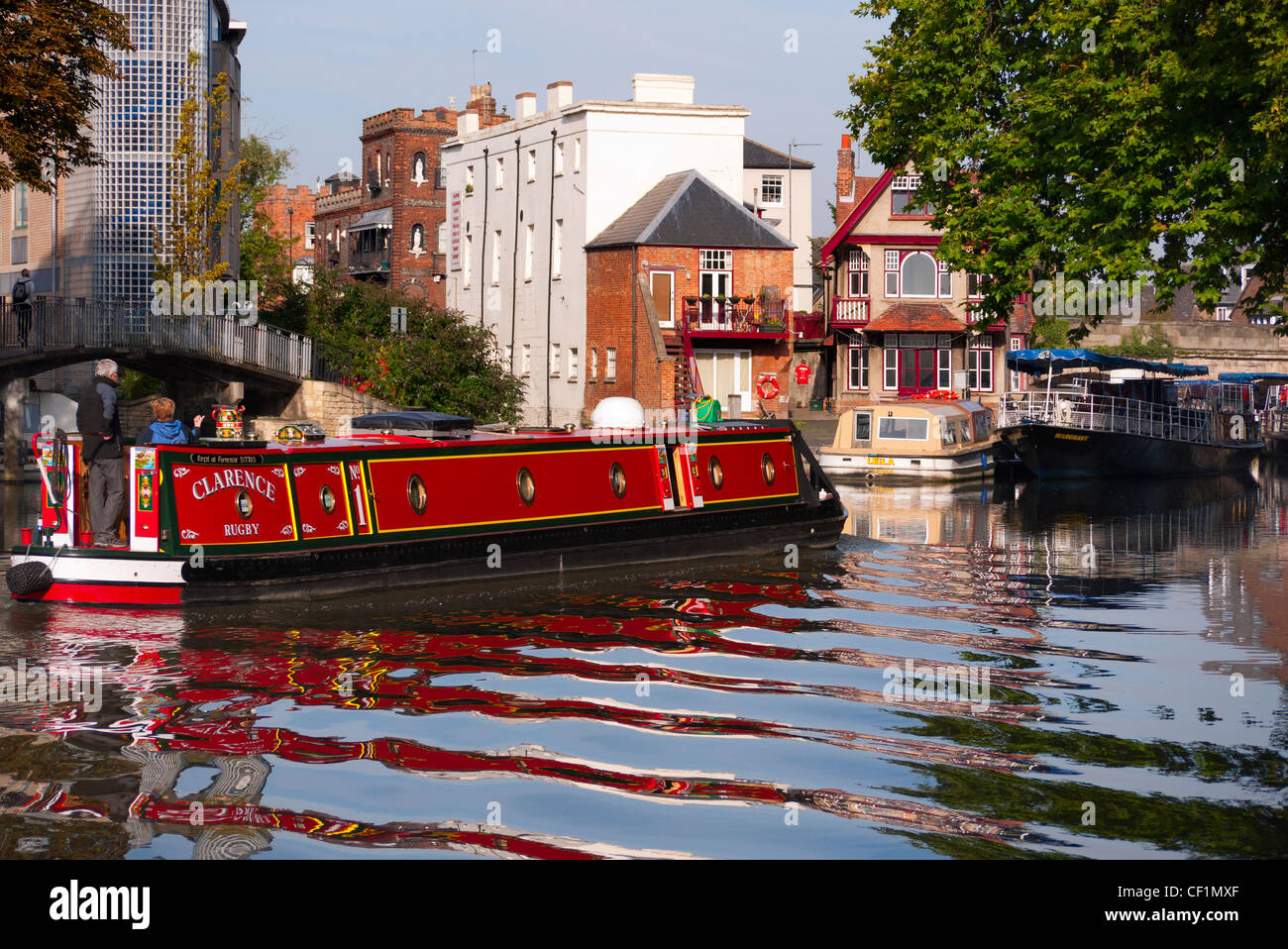 Thames head hi-res stock photography and images - Alamy