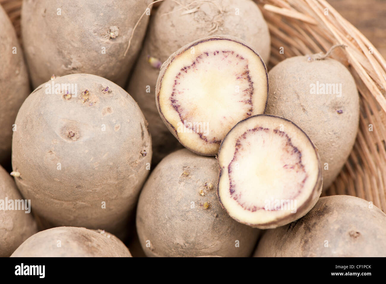 Shetland black potato hi-res stock photography and images - Alamy