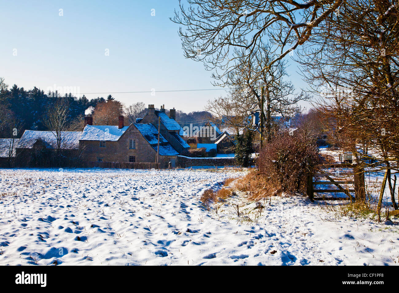 Farm snow uk hi-res stock photography and images - Alamy