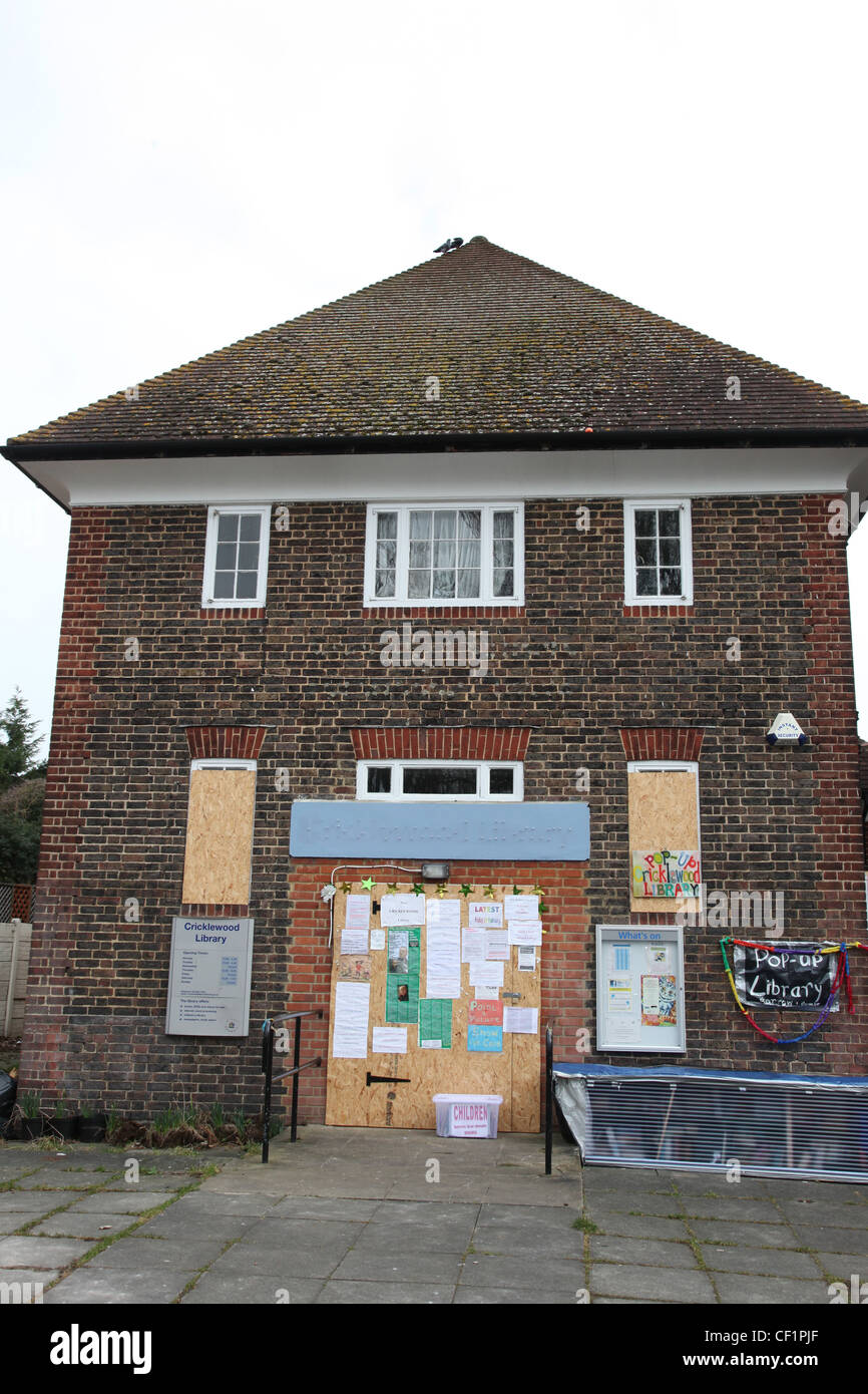 Cricklewood Library, which is closed due to budget cuts Stock Photo - Alamy