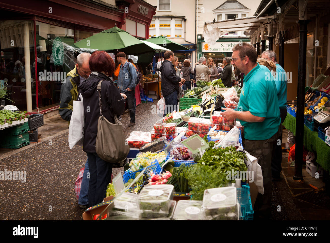 Stroud town center gloucestershire england hi-res stock photography and ...