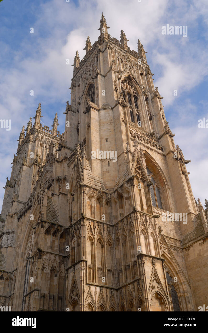 York minster largest gothic cathedral hi-res stock photography and ...