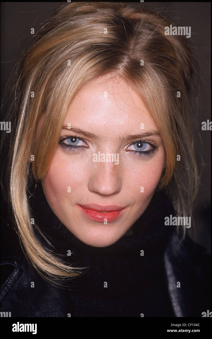 Backstage Paris Ready to Wear Stella McCartney Autumn Winter Model fair ...