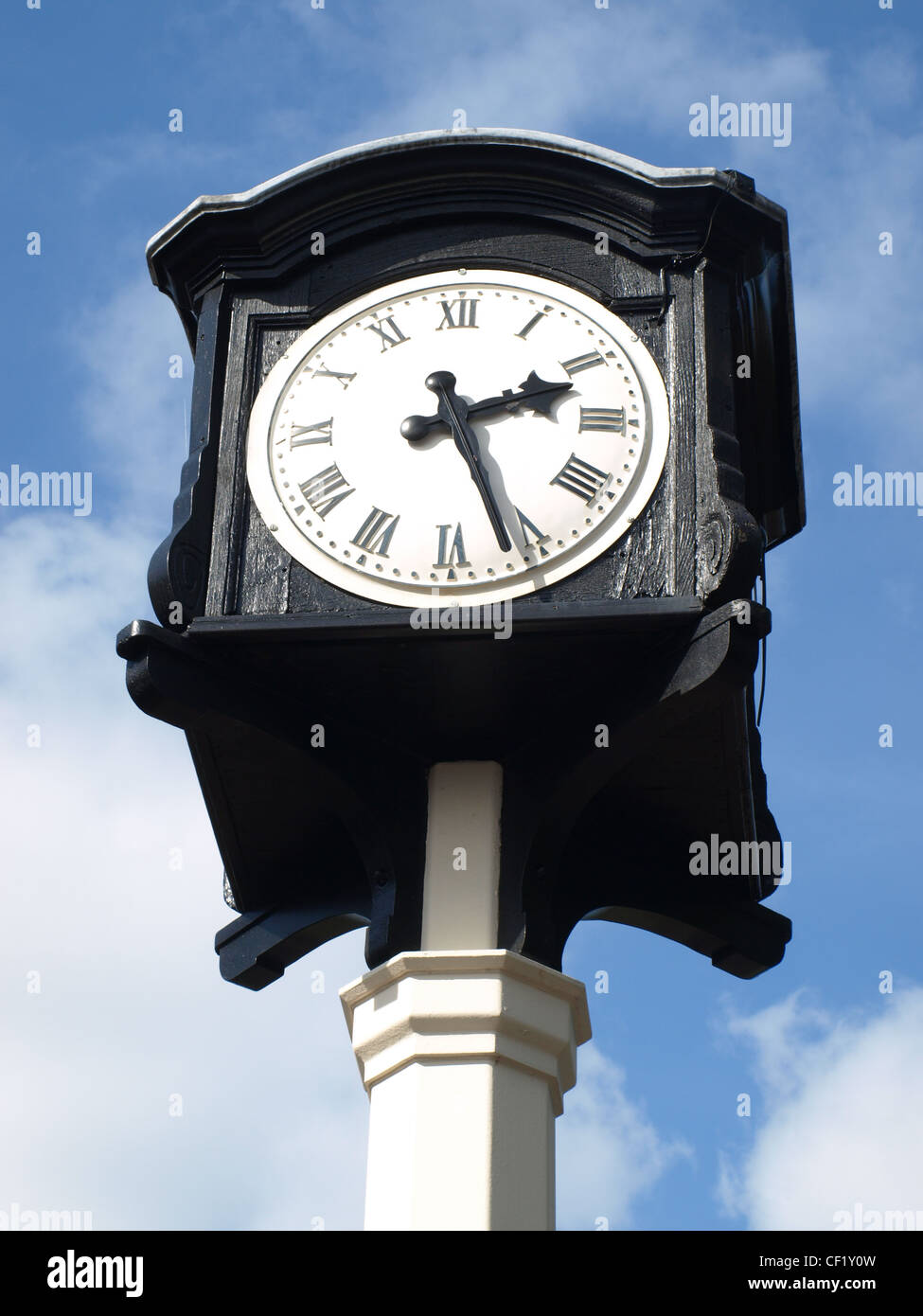 Town clock face hi-res stock photography and images - Alamy