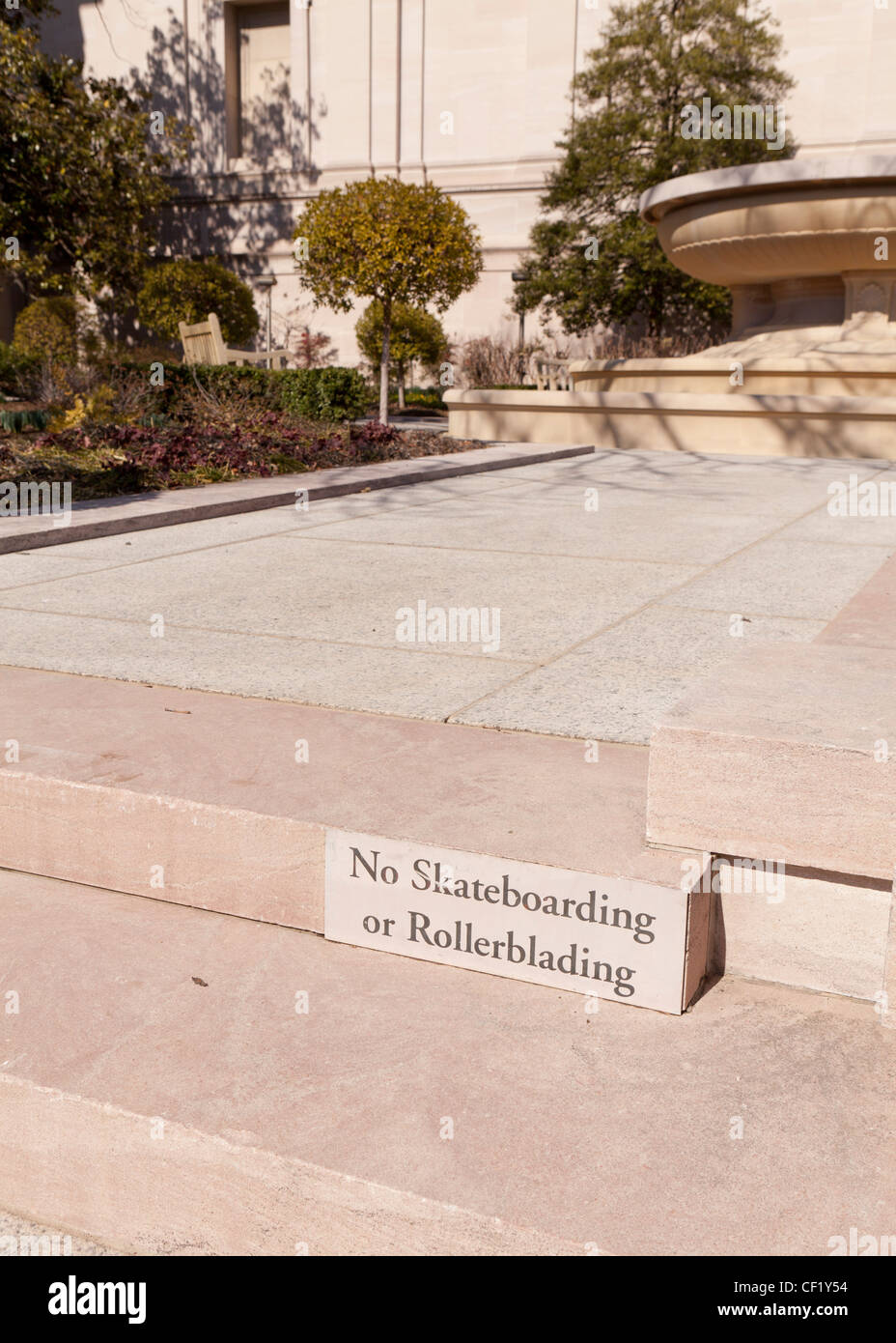 No skateboarding or Rollerblading sign on pedestrian walkway Stock ...