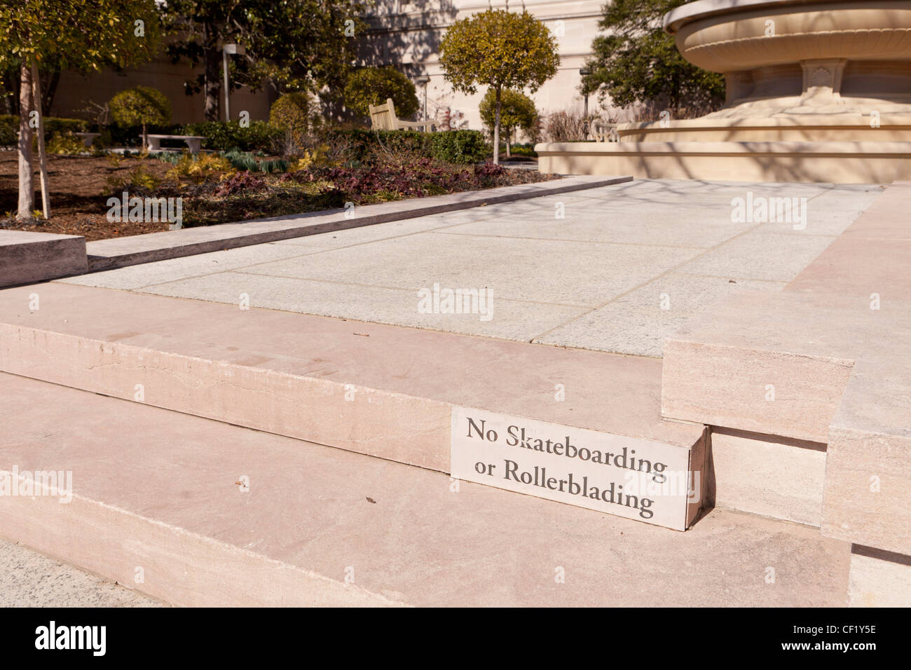 No skateboarding or Rollerblading sign on pedestrian walkway Stock ...