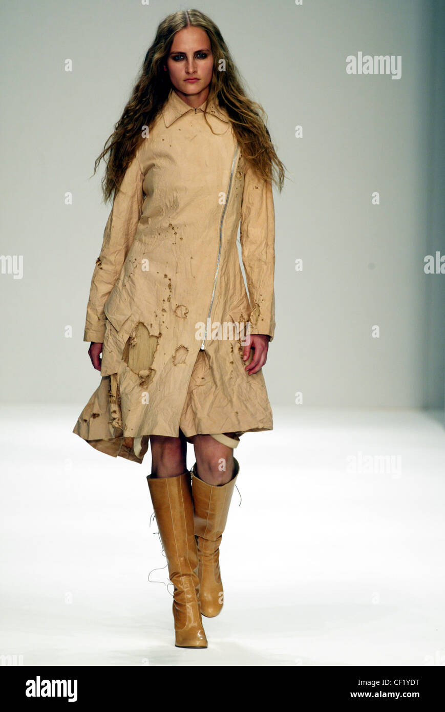 Fashion cary williams hi-res stock photography and images - Alamy