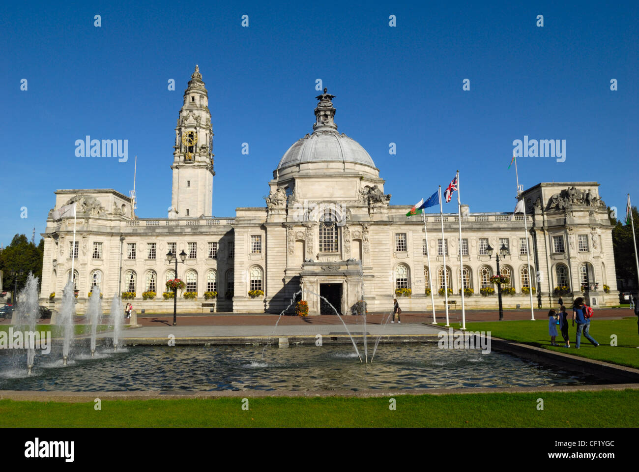 City Hall in Cardiff, a magnificent Edwardian building in the English ...