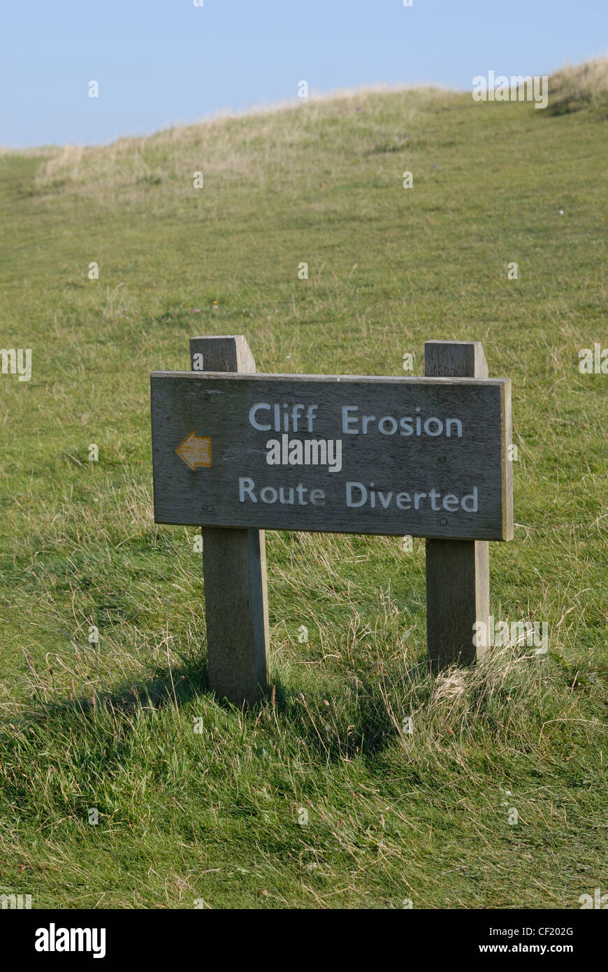 Coastal erosion cliff fall chalk hi-res stock photography and images ...