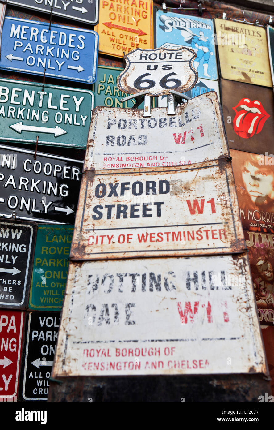 Iconic signs hi-res stock photography and images - Alamy