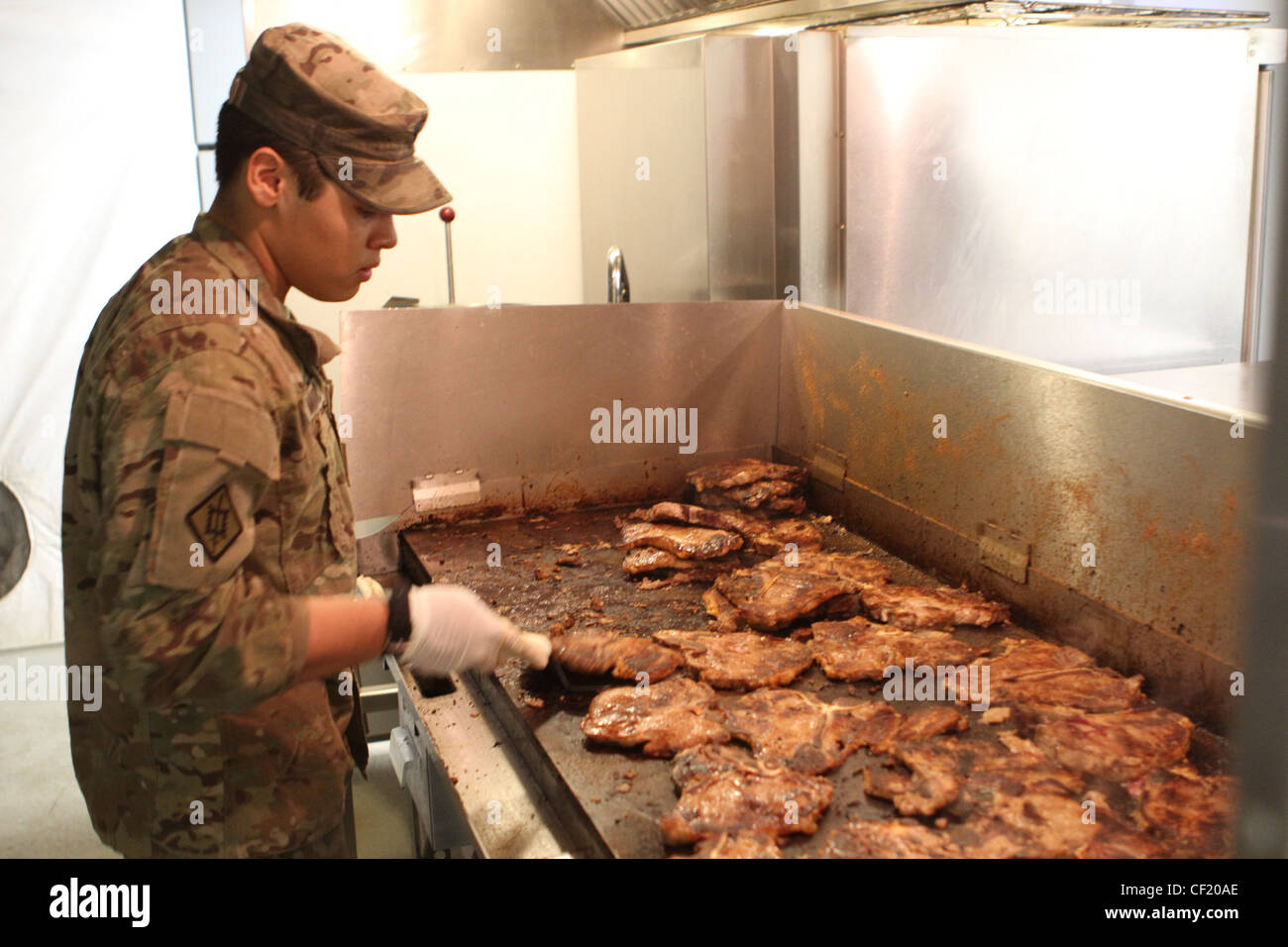 US Army, cooks to the rescue at Combat Outpost Arian Stock Photo - Alamy